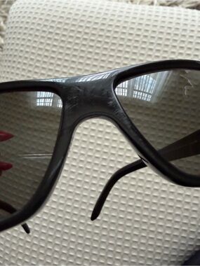 Gucci | Accessories | Vintage Gucci Y2k Rectangular Wrap Sunglasses ...